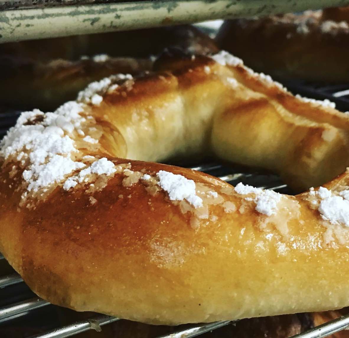 Regálate un Tortel recién cocido. - Pastelería Mallorca